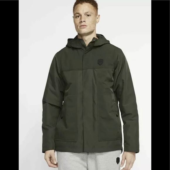 Nike | Jackets & Coats | Nike Lebron James Therma Jacket Protect Hooded ...